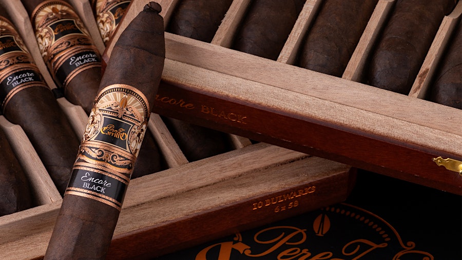 EP Carrillo Encore Black Bulwarks – Cigar God
