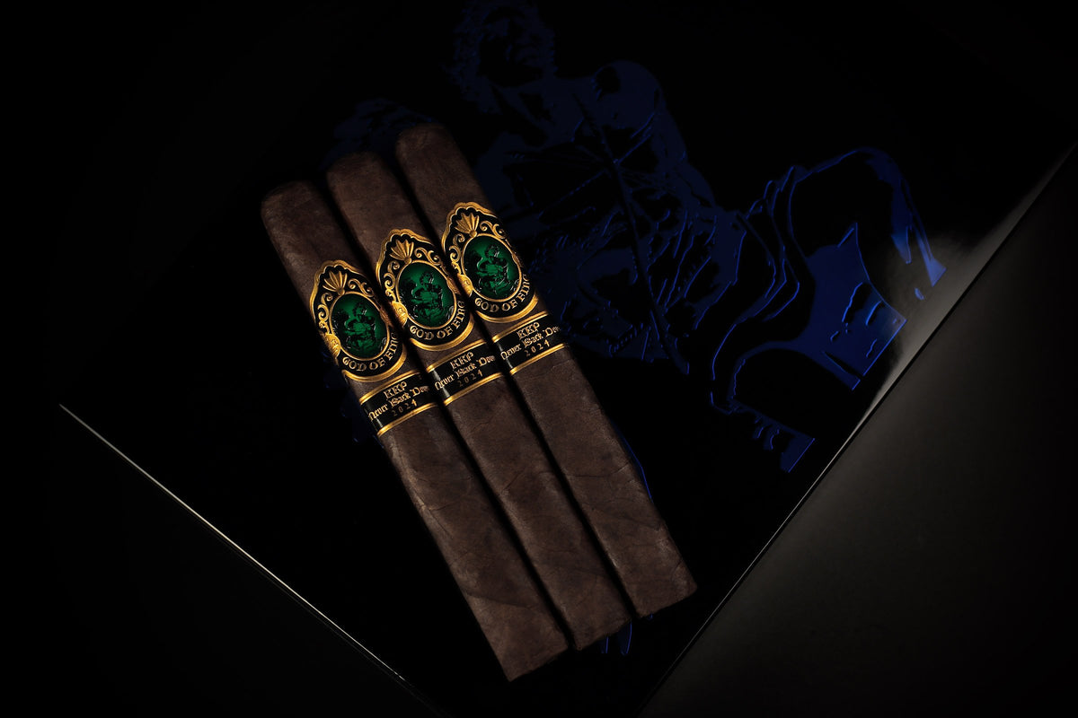 God of Fire KKP Never Back Down Toro Extra – Cigar God